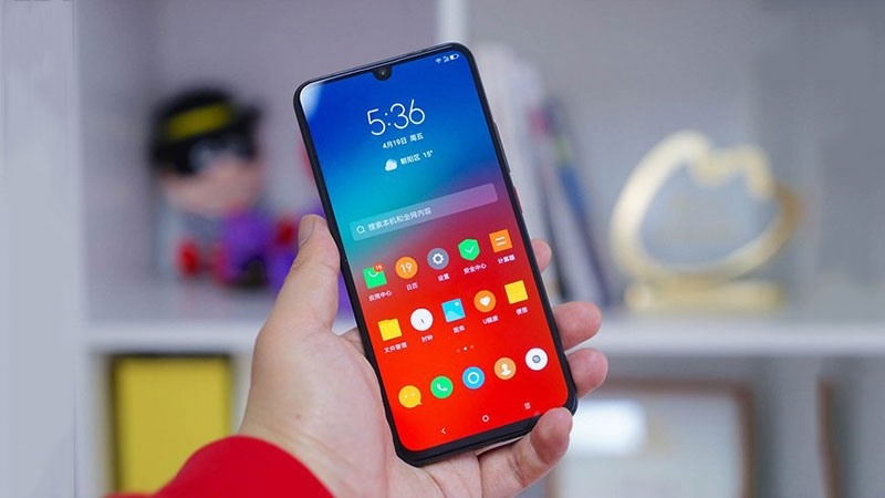Trên tay Lenovo Z6 Pro vừa ra mắt với giá từ 10 triệu đồng