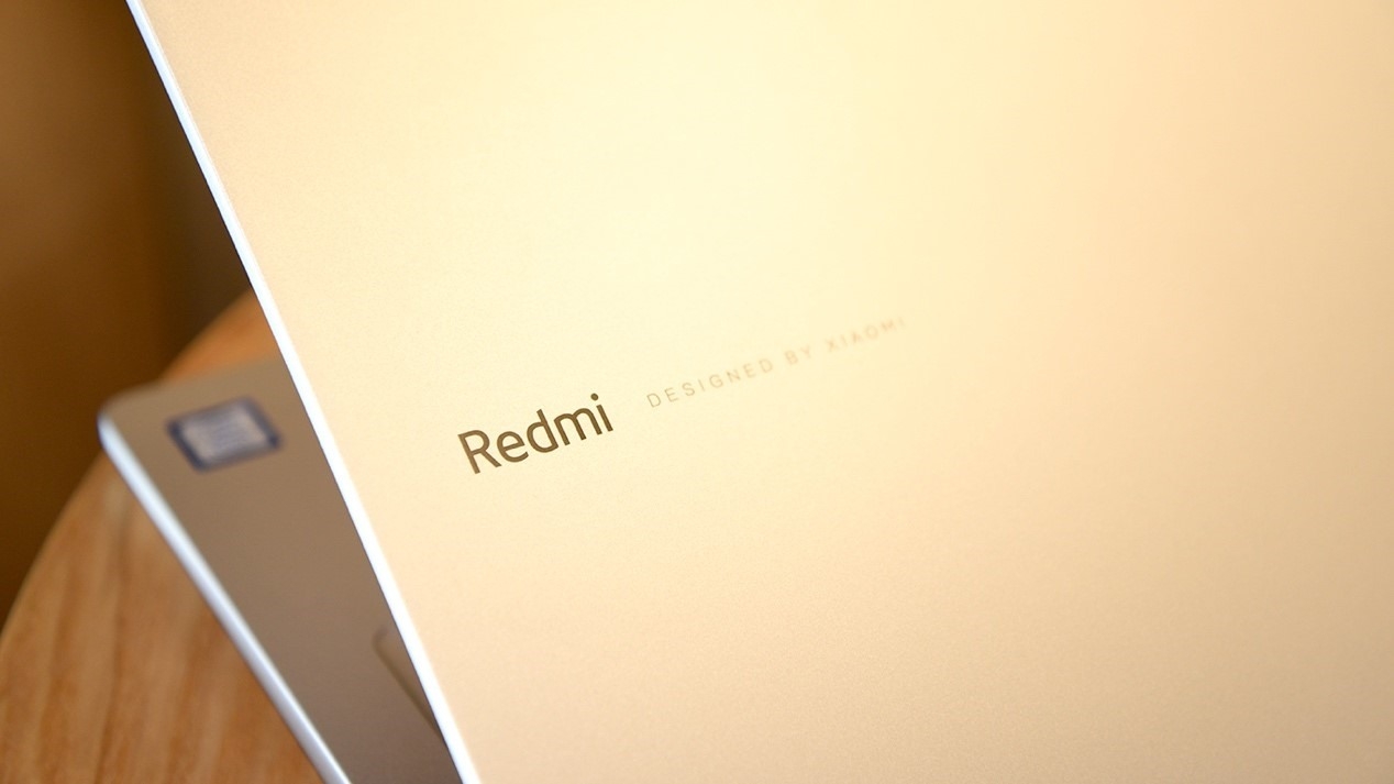 Redmi nhá hàng poster RedmiBook 14