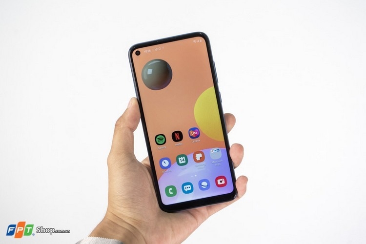 Đánh giá chi tiết Galaxy A11 sau một ngày dài năng động