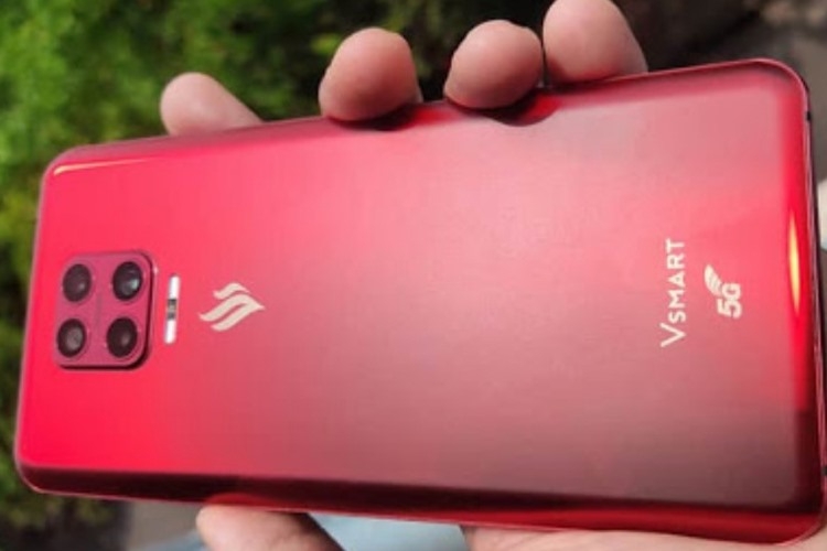 Vsmart Lux 5G lộ diện: Cụm camera vuông, 4 camera 64MP