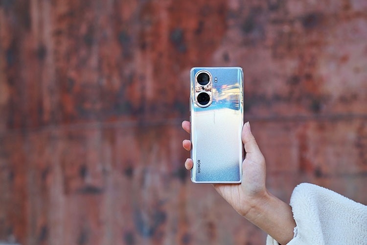 Trên tay Honor 60 Pro: Smartphone đầu tiên dùng Snapdragon 778G+