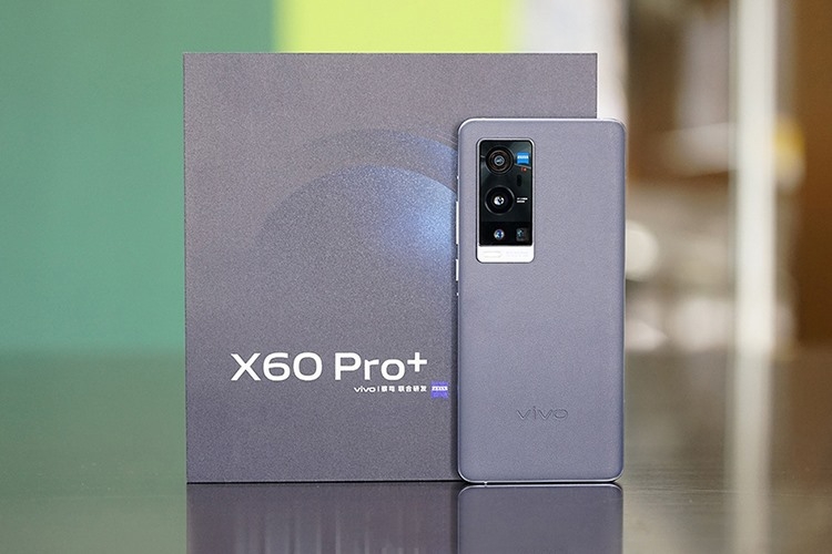 Trên tay vivo X60 Pro+: Snapdragon 888, camera gimbal, màn 120Hz
