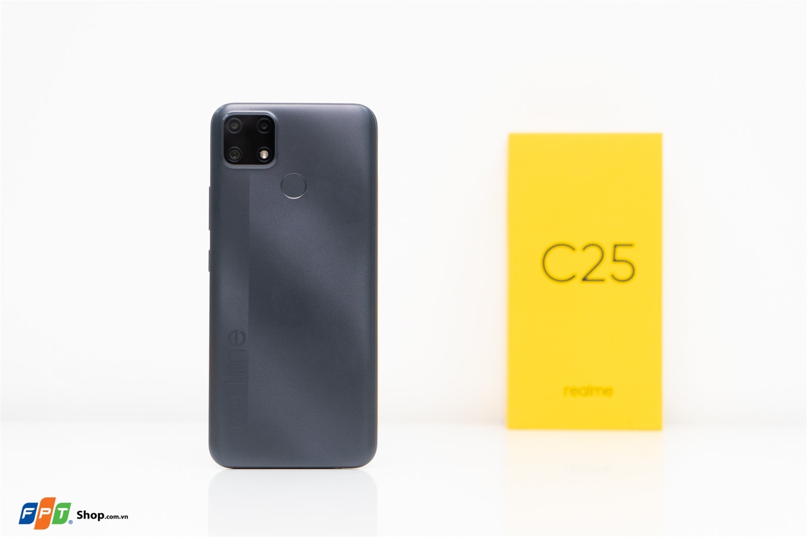 Trên tay Realme C25: Quá nhiều điểm nhấn cùng giá bán phải chăng