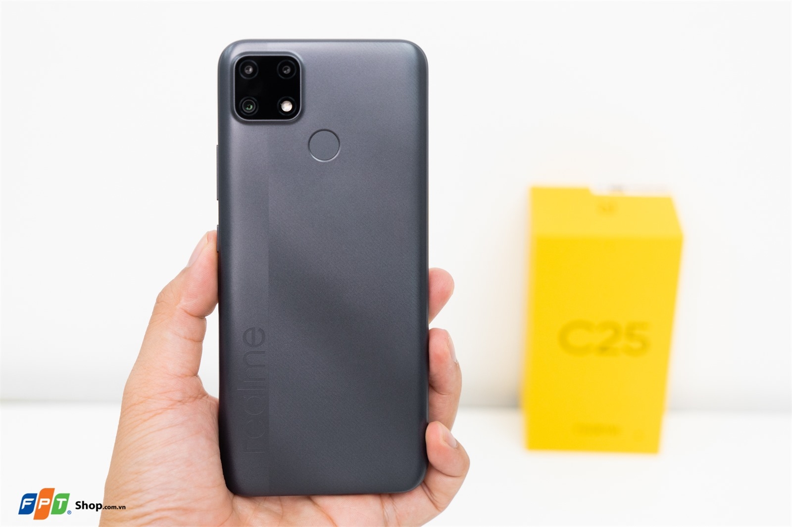 So sánh Realme C25 và OPPO A54: Chọn điện thoại nào hợp lý hơn?