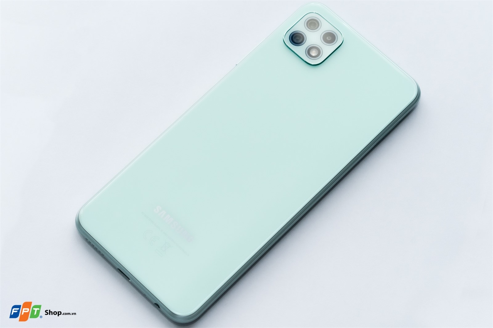 Galaxy A22 5G lên kệ độc quyền tại FPT Shop, giá 6.29 triệu đồng