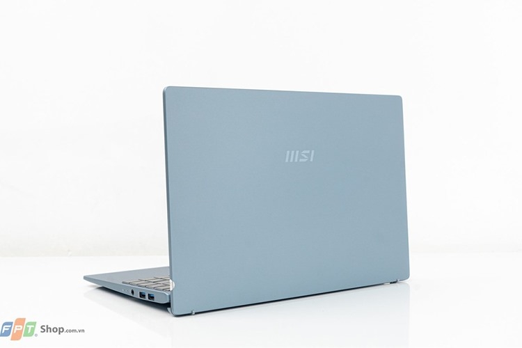 Trên tay MSI Modern 14 B11 phiên bản màu Xanh Bluestone