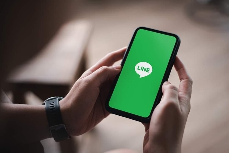 Cách đưa cuộc trò chuyện LINE ra màn hình điện thoại Android