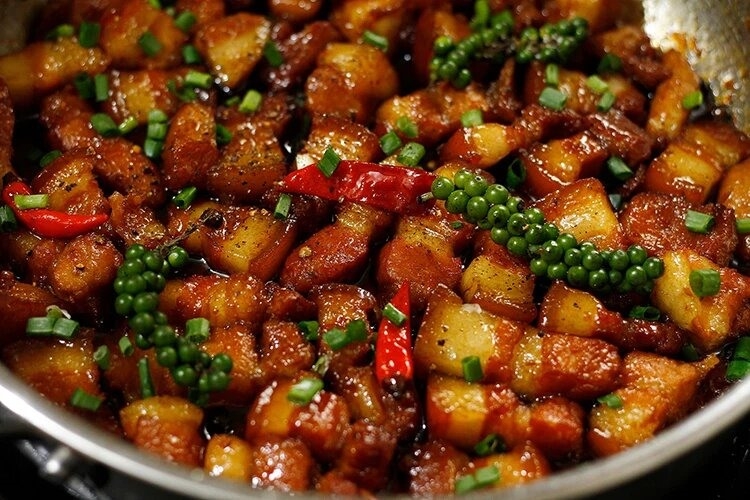 2 cách chế biến thịt ba rọi kho tiêu thơm ngon, khó cưỡng