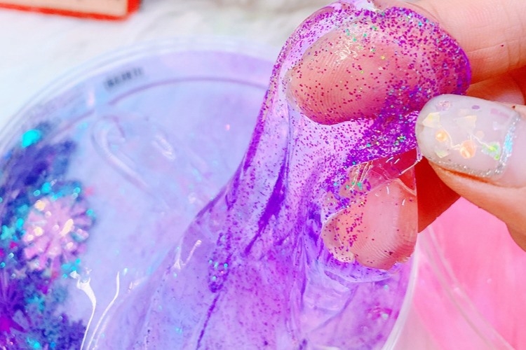 Cách làm slime đơn giản từ những nguyên liệu dễ tìm kiếm tại nhà