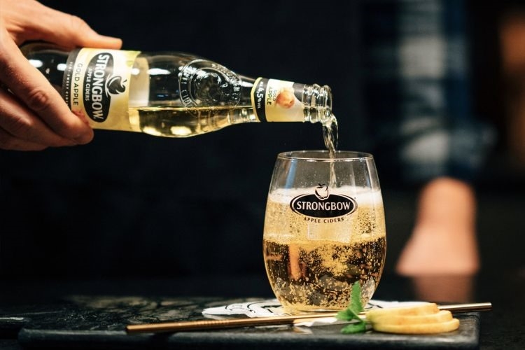 Strongbow bao nhiêu độ? Uống Strongbow có say hay không?
