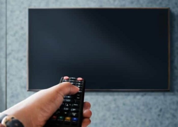 Nguyên nhân khiến tivi bị tối màn hình và cách khắc phục hiệu quả