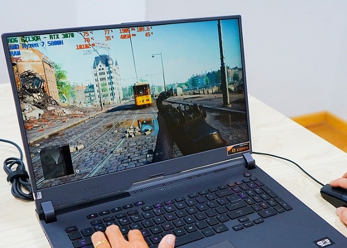 Top 10 laptop chơi game màn hình lớn, đồ họa ấn tượng nhất năm