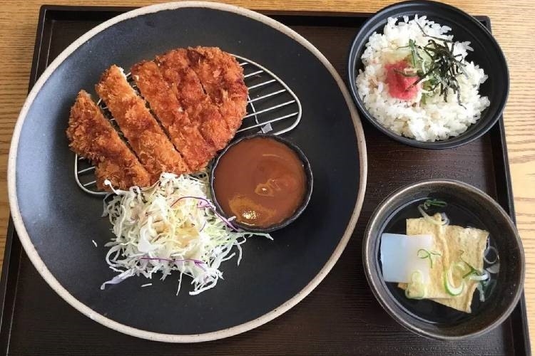 Học cách làm cơm Tonkatsu Nhật Bản ngon chuẩn vị