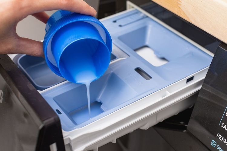 Softener là gì? Cách sử dụng và vệ sinh ngăn softener sạch sẽ