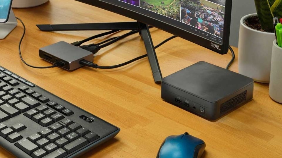 Tất tần tật những điều bạn cần biết về máy tính mini Barebone