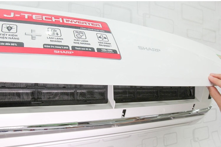 Cách chỉnh máy lạnh Sharp để thay đổi các chế độ đơn giản