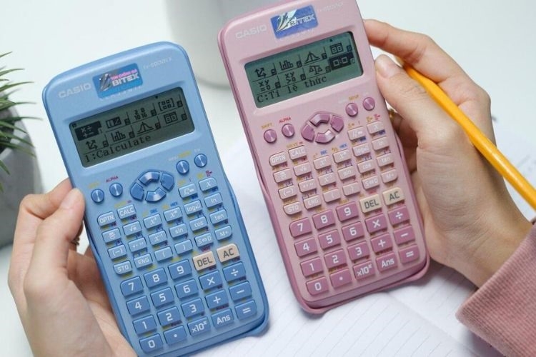 Mách bạn cách bấm SHIFT SOLVE 880 giải phương trình dễ dàng