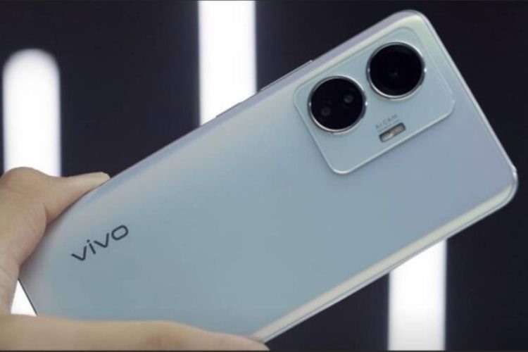 Khám phá: Đâu là chiếc điện thoại Vivo 3 camera đỉnh nhất?