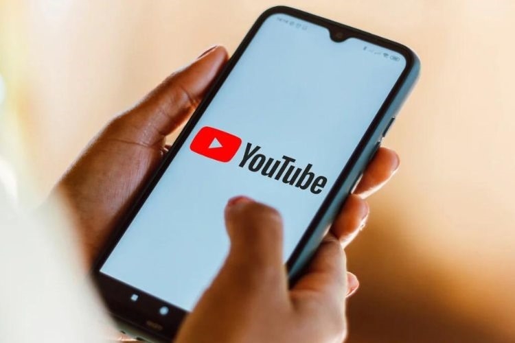 4 cách nghe nhạc trên YouTube khi tắt màn hình Samsung đơn giản