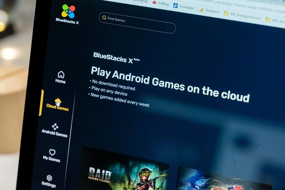 Bluestacks X là phần mềm gì? Có nên tải về phần mềm này không?