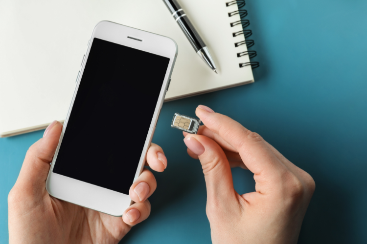 Hướng dẫn cách lắp SIM iPhone nhanh chóng và đơn giản nhất