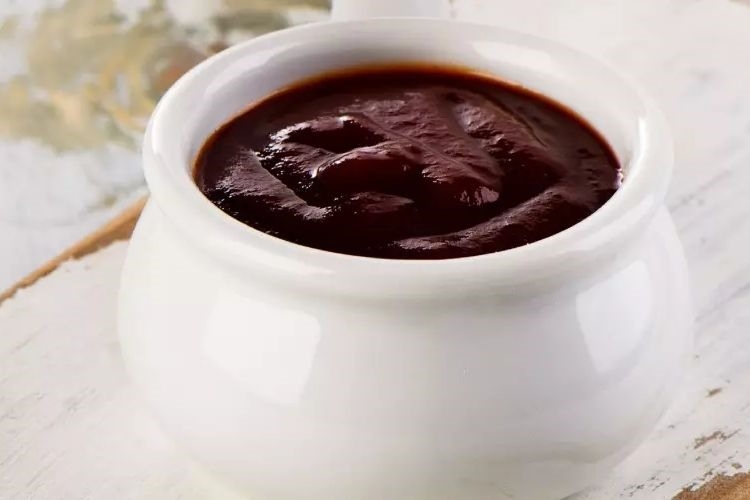 Hoisin Sauce: Định nghĩa, nguồn gốc, công dụng và cách làm