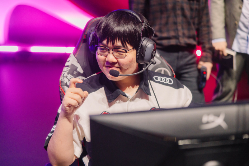 369 LoL: Tuyển thủ đường trên xuất sắc của đấu trường LPL