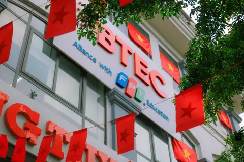 Học phí BTEC FPT 2025 - Trường Cao đẳng Anh Quốc FPT ở Việt Nam