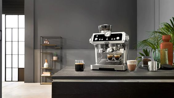 Máy pha cà phê bán tự động Delonghi EC9355.M chính hãng, giá rẻ