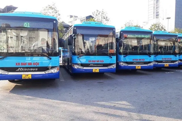 Lễ 30/4 xe buýt có chạy không? Tình hình xe bus tại HN và TP HCM