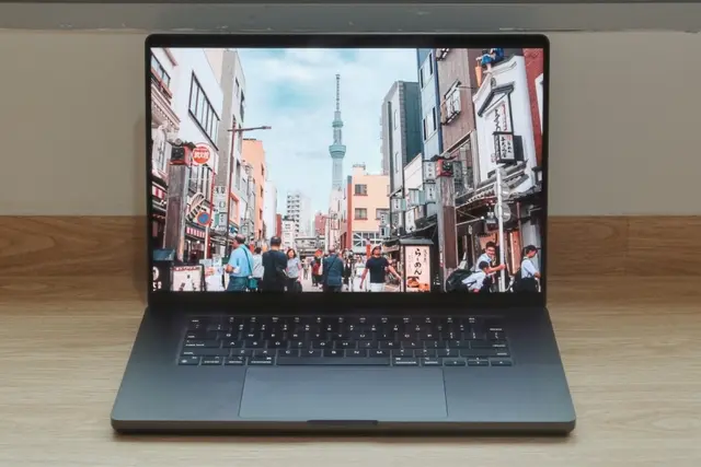 Đánh giá Macbook Pro M3 Max - Mọi thứ gói gọn trong chữ “khủng”