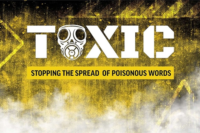 Toxic là gì? Cách nhận biết người toxic trong game và mạng xã hội