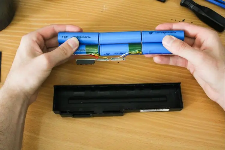 1 cell pin bằng bao nhiêu mAh? Một số lưu ý về cell pin laptop