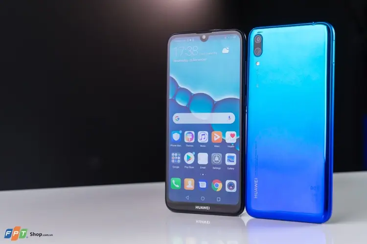 Huawei Y7 Pro (2019) - thiết kế đỉnh cao