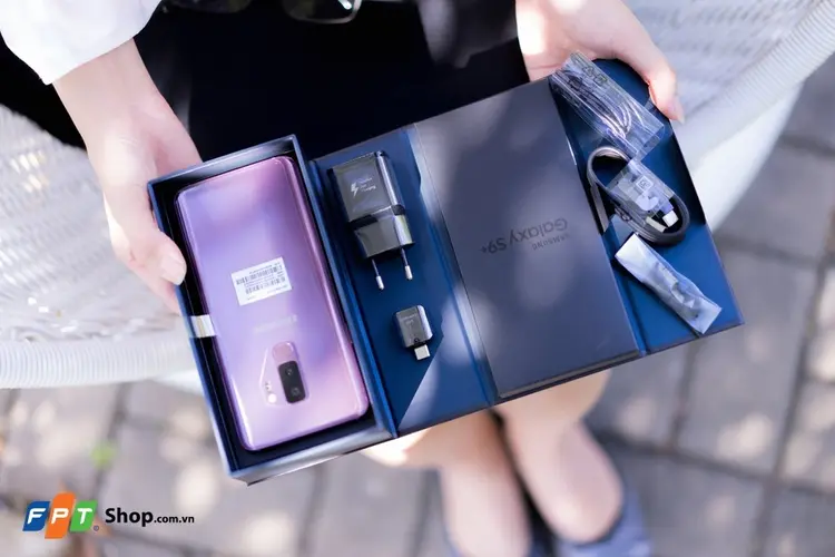 Samsung Galaxy S9+ mua online giảm giá sốc