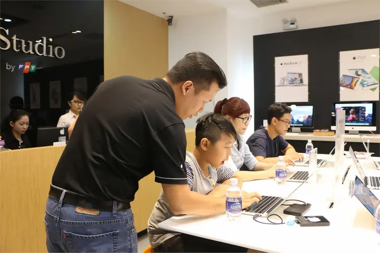 Thỏa sức trải nghiệm Apple tại F.Studio by FPT