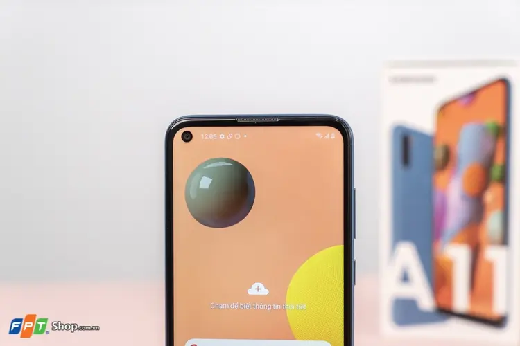 Samsung Galaxy A11 - Màn hình Infinity-O