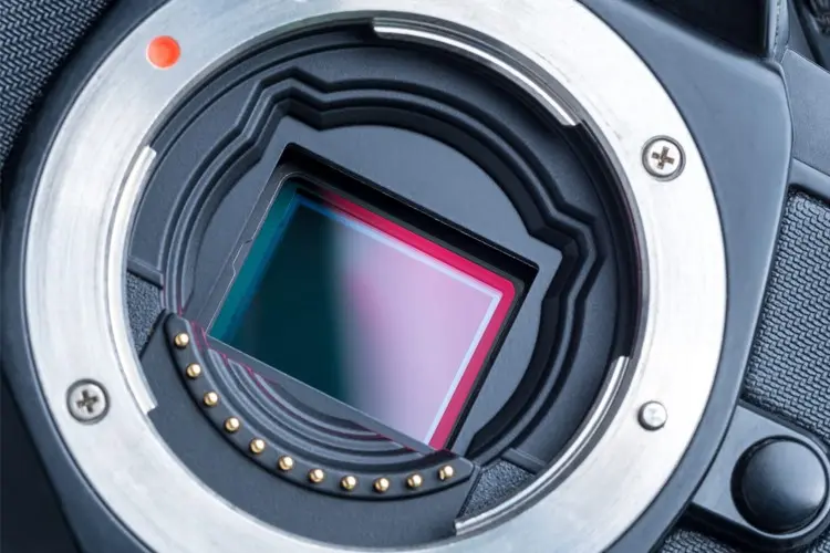 Cảm biến CCD là gì? Khác biệt của CCD với các loại cảm biến khác