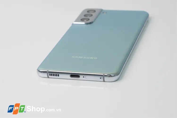 Samsung Galaxy S21 Plus | Tuyệt tác thiết kế mới từ Samsung