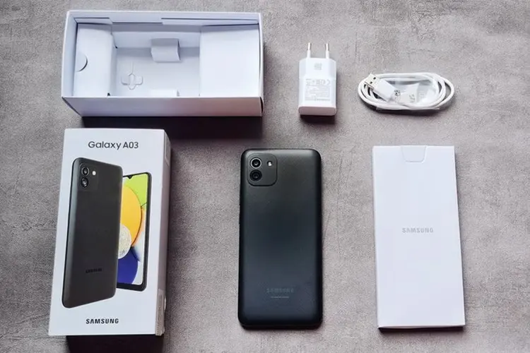 Samsung Galaxy A03 | Giá rẻ nhất năm, có trả góp