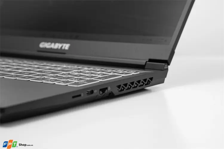 Laptop Gigabyte G5 MF-F2VN313SH | Trả góp 0%