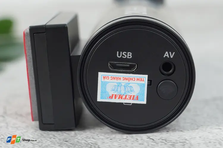 Camera hành trình Vietmap KC01 | Cảm biến giọng nói, siêu sắc nét