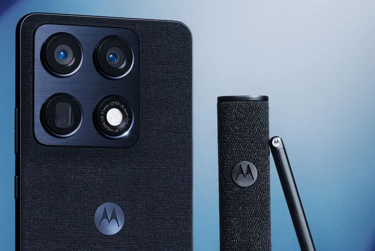 Motorola Signature lộ cấu hình mạnh mẽ, chuẩn bị ra mắt cuối tháng 12