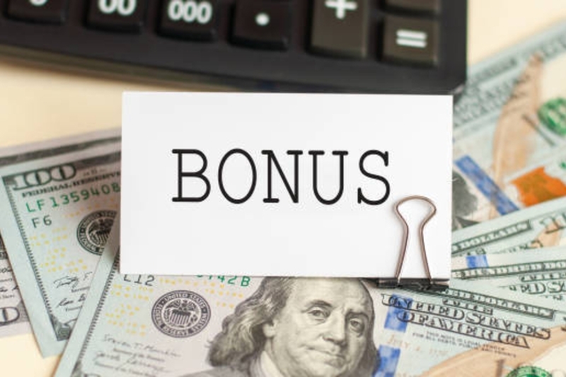 Signing bonus là gì? Tại sao đây lại trở thành bí quyết quan trọng để ...