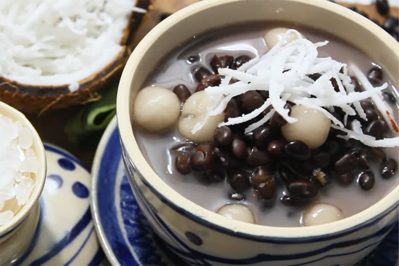 Chè thập cẩm bao nhiêu calo? Tất tần tật mọi thứ cần biết về chè thập cẩm