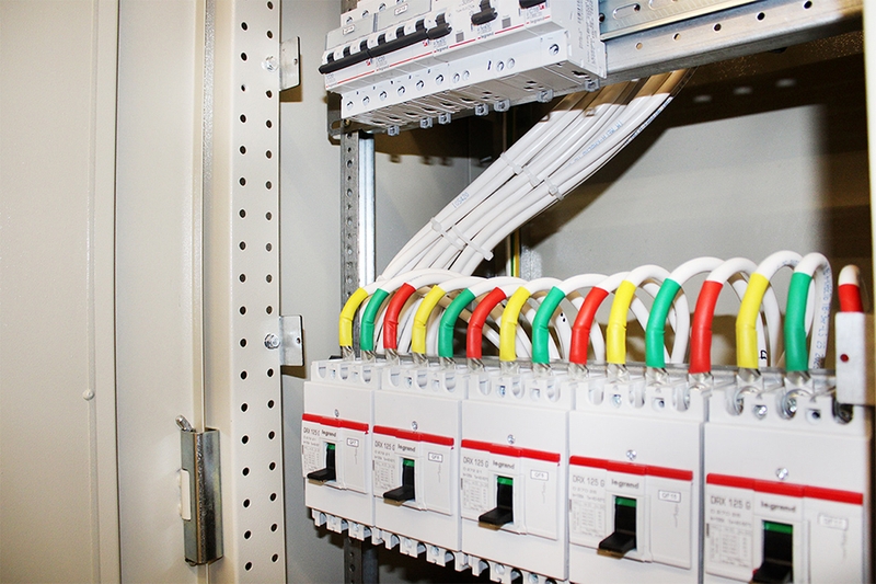 Điện 3 pha là gì? Sự khác nhau giữa điện 1 pha, 2 pha và 3 pha cùng ...