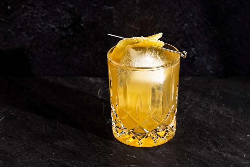 Cocktail Penicillin là gì? Công thức pha chế chuẩn bar tại nhà