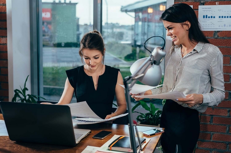 Admin Assistant là gì? Toàn bộ mô tả công việc, mức lương và cơ hội ...