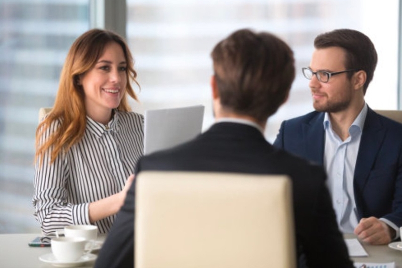 Admin executive là gì? Vai trò, kỹ năng và mức lương chi tiết