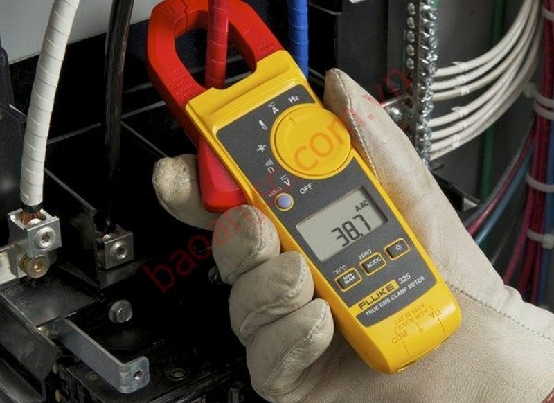 Ampe kế là gì? Cấu tạo, nguyên lý hoạt động và ứng dụng trong thực tiễn